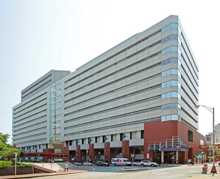 Strawberry Square – Harristown